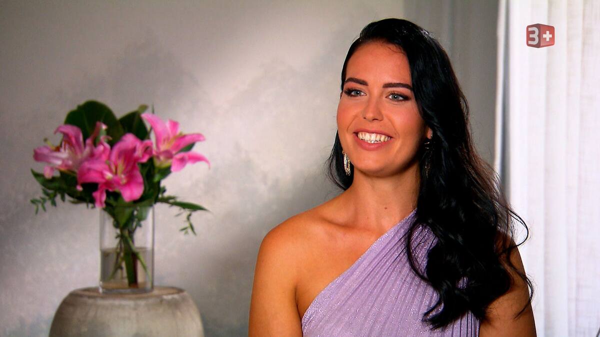 Bachelor Kenny Leemann gibt seine letzte Rose an Chiaraa | Schweizer ...