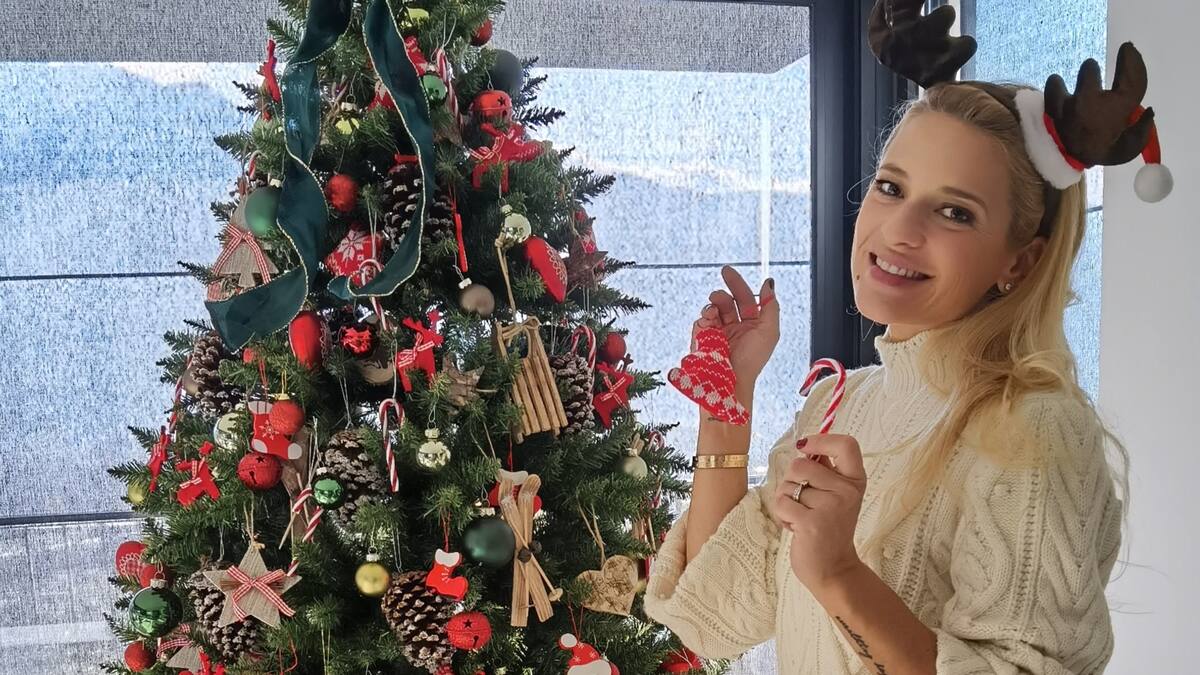 Christa Rigozzi backt sich bereits jetzt schon in Weihnachtsstimmung ...