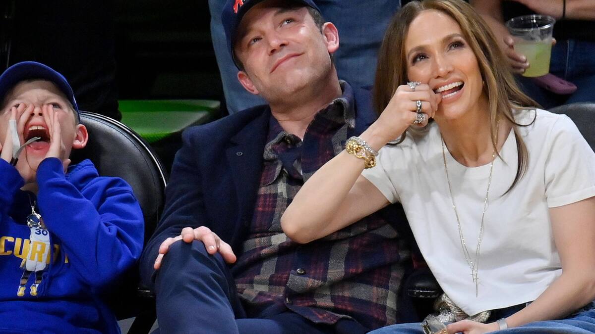Jennifer Lopez und Ben Affleck amüsieren sich bei NBA-Spiel | Schweizer ...
