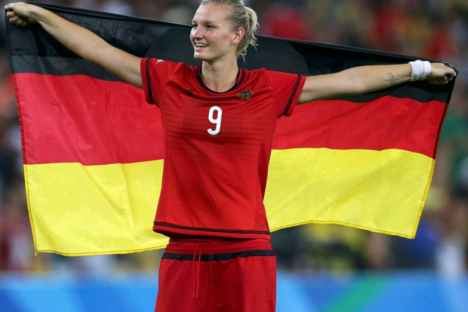 Abschied einer Legende: Alexandra Popp beendet ihre DFB-Karriere
