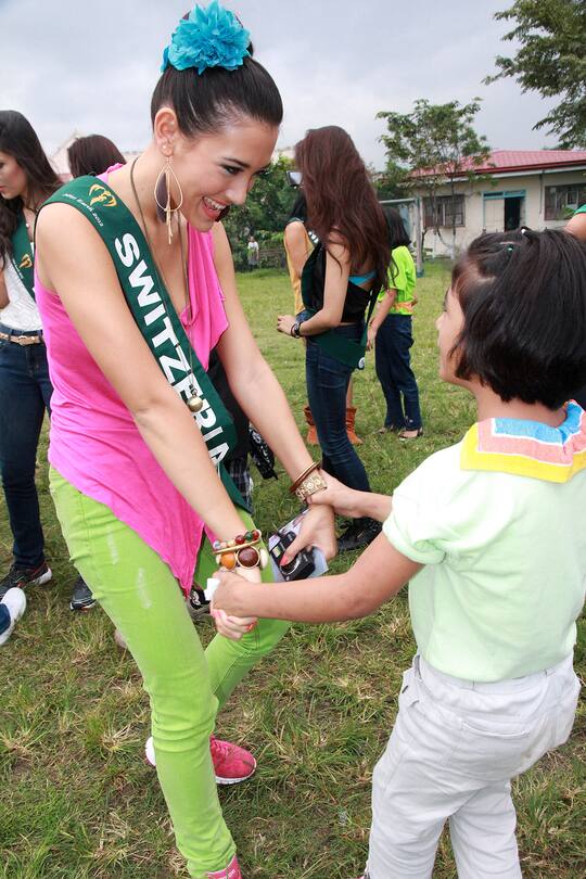 Miss Earth Schweiz Lea Sara Wittwer am Weltfinale in Manila 2012 | Schweizer Illustrierte