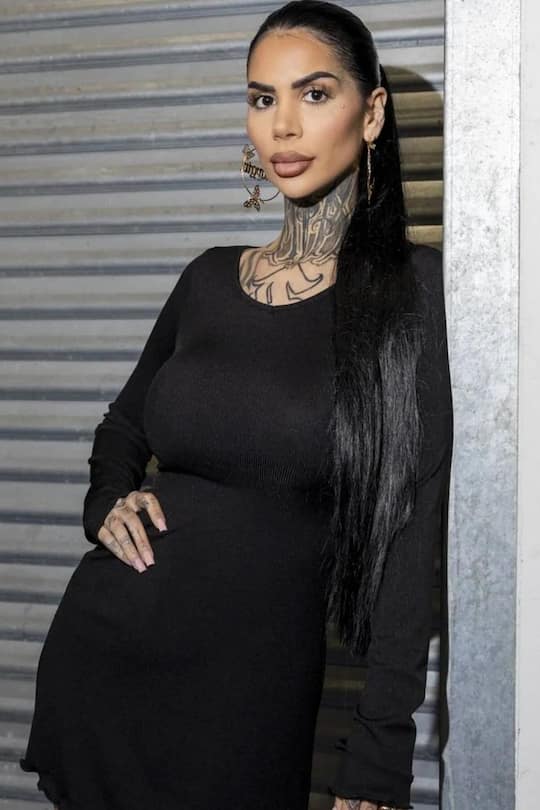 Mia Madisson sorgt sich nach vier Fehlgeburten erneut um ihr ...