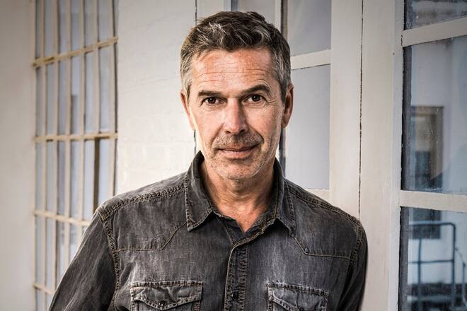 Dirk Steffens nimmt Menschen aus der Ukraine bei sich auf | Schweizer ...